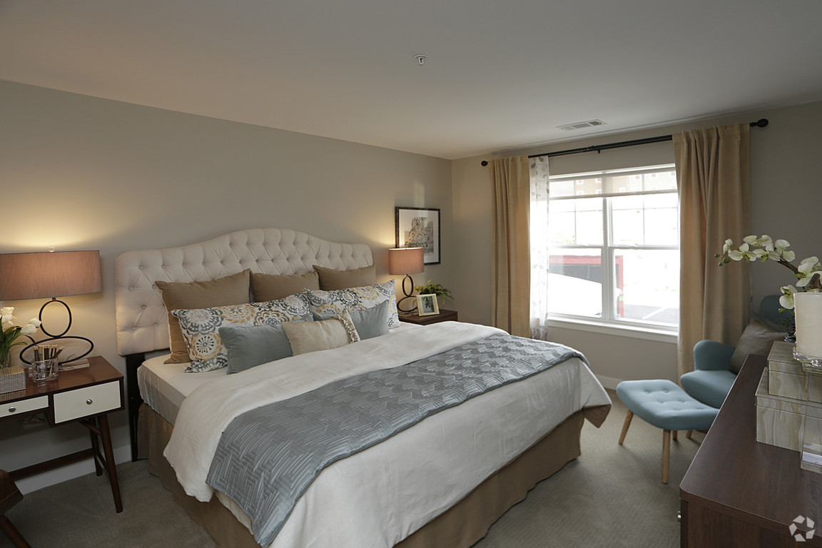 Manchester, NH Apartments | Residences at Riverwalk | Floor Plans